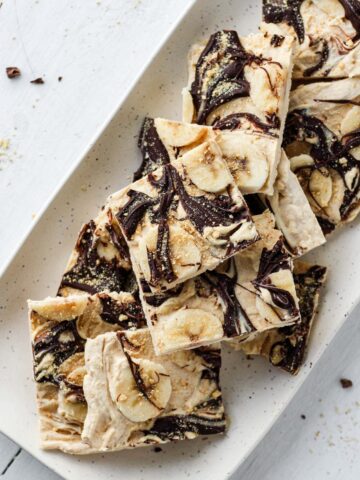 7 Ways to Make Greek Yogurt Bark - Ditch the Wheat