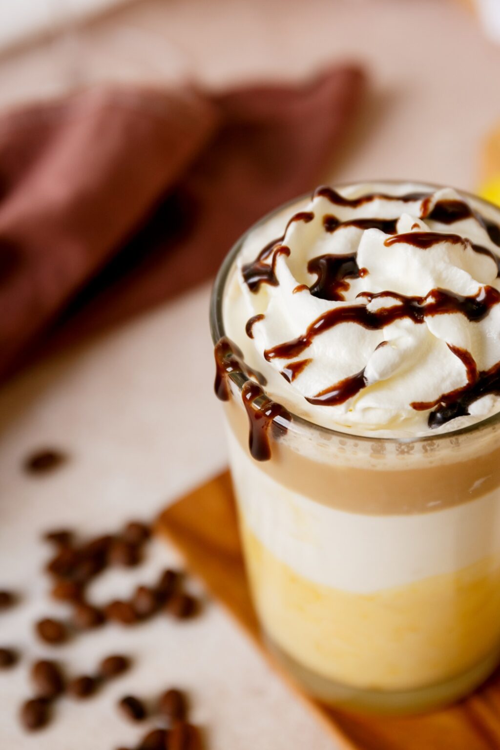 Starbucks Copycat Banana Split Frappuccino is the Frosty Drink You Need ...